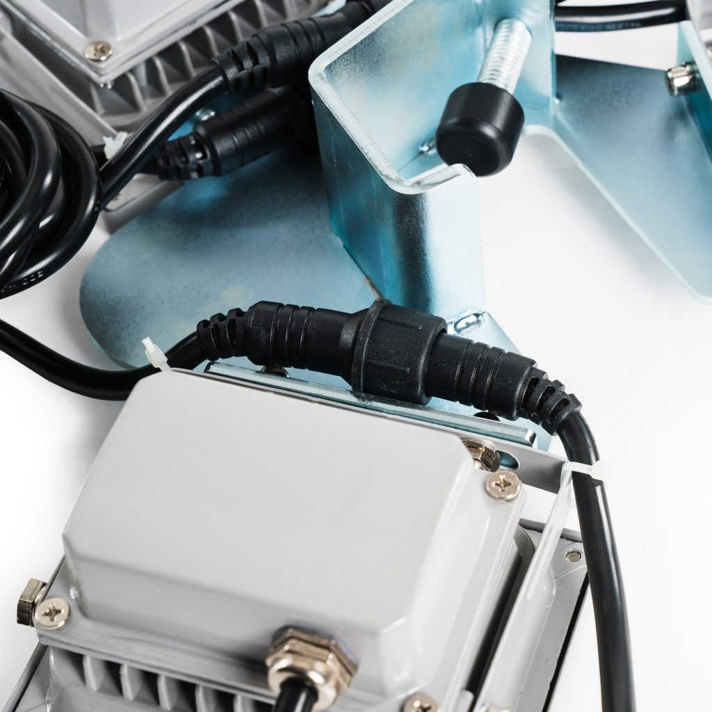 3-Way LED Mains Lighting - Surf & Turf Canada